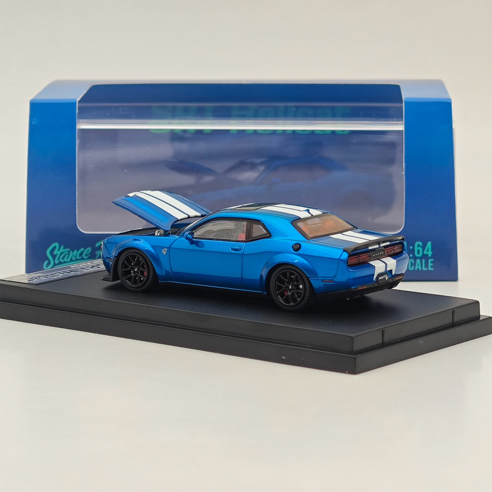 SH 1:64 Dodge Challenger SRT Hellcat Muscle Sports Blue Diecast Model Car Limited Collection ...